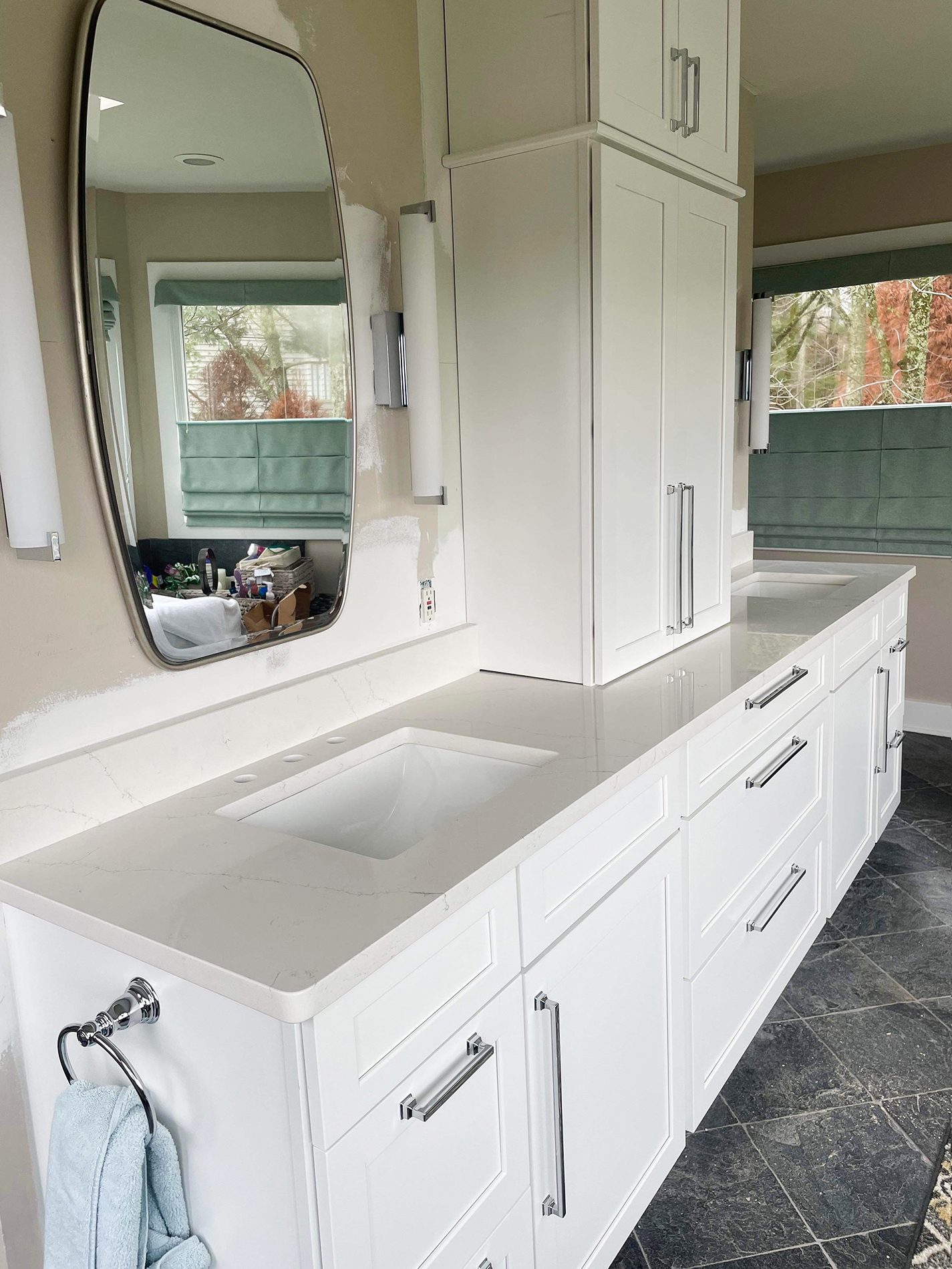 Granite countertops - Lux Granite of Seymour - Calacatta Splendor