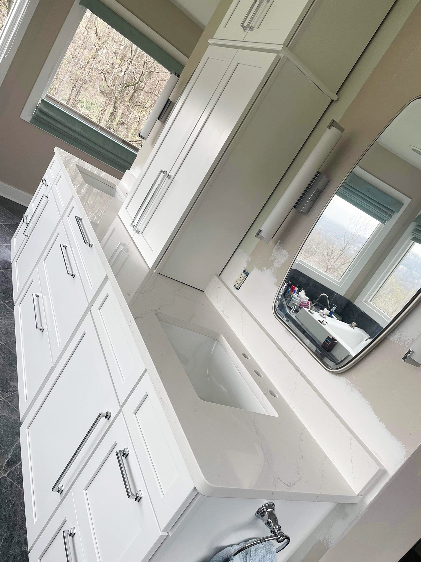 Granite countertops - Lux Granite of Seymour - Calacatta Splendor